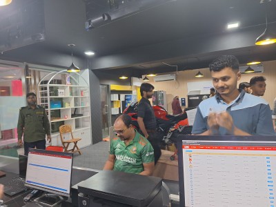 The Scissors Lounge : Largest Unisex Salon in Bangladesh